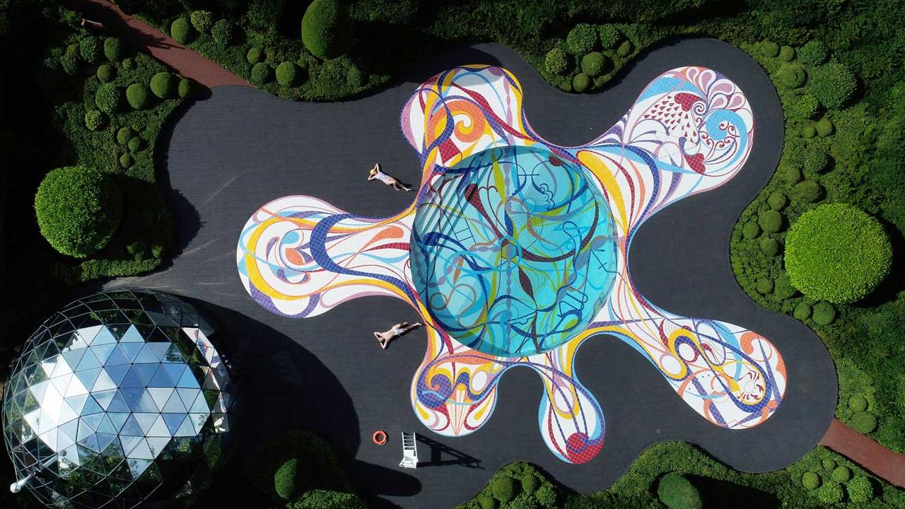 'Gateway Pool' art installation at Jupiter Artland sculpture park - 高清 ...